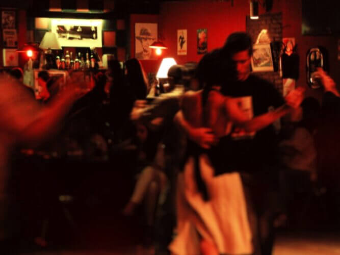 Salsa for Beginners: How to Prepare for Your First Class